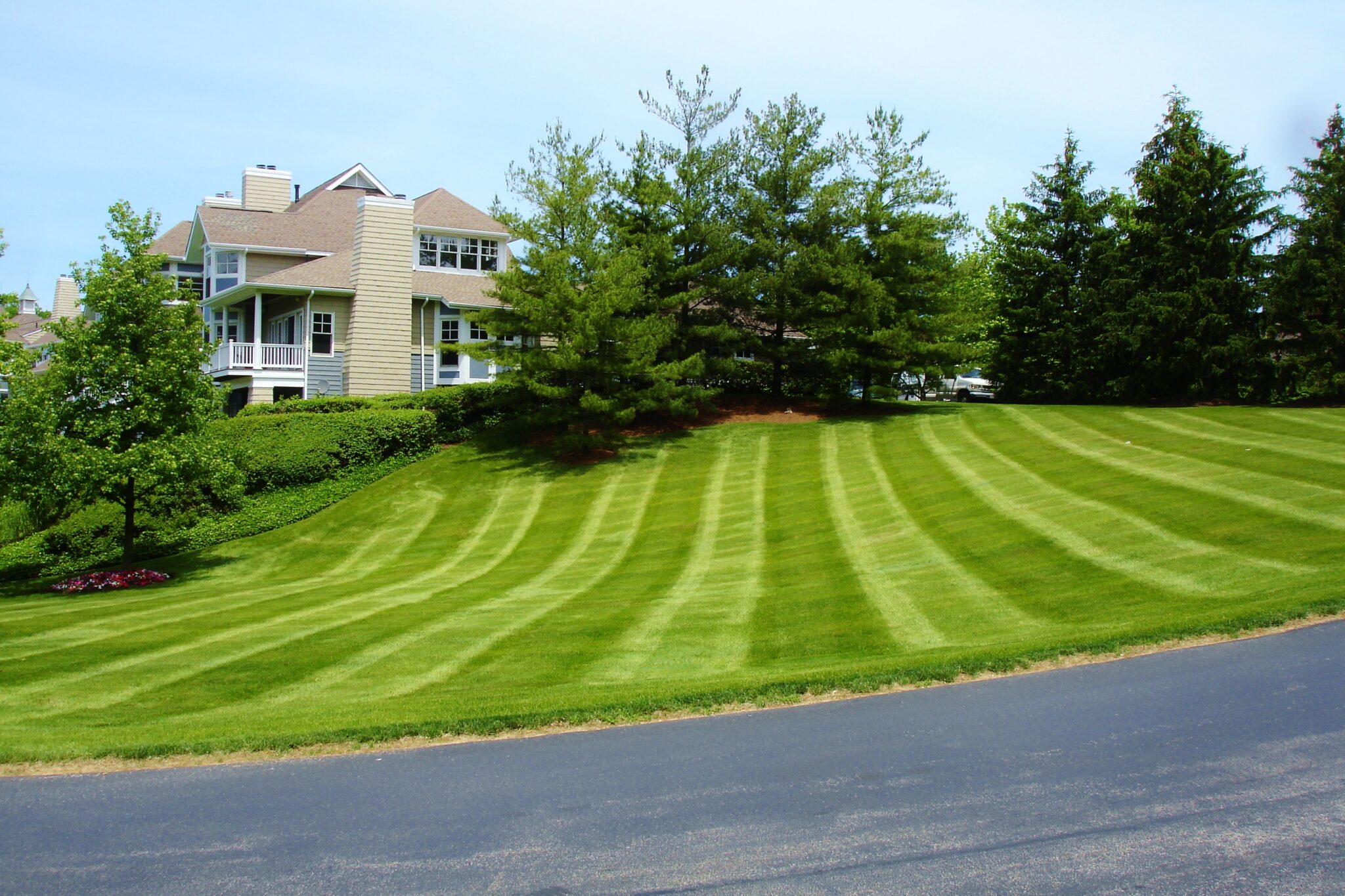 Lanhan Landscaping – Proudly Serving Northeast Ohio